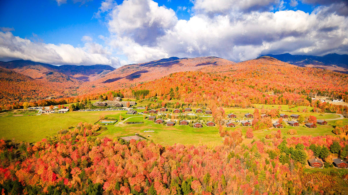 Stowe, Vermont: Brilliant Fall Foliage Season | Geovea